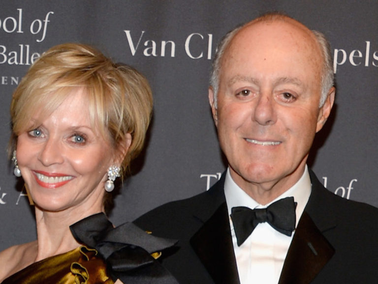 Jeff Brotman, Costco founder, is dead at 74