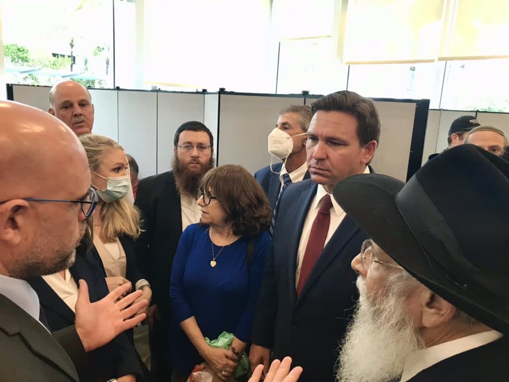 As South Florida grapples with loss, Jewish community props up first ...