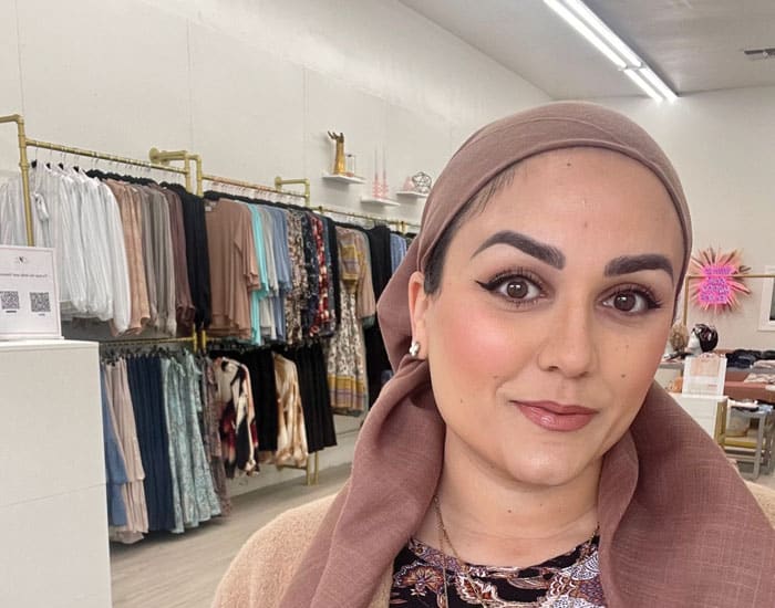 The Little Tichel Lady Opens on Pico