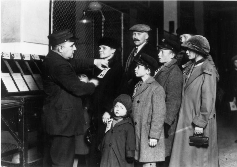 100th Anniversary: The U.S. Immigration Law That Doomed Europe’s Jews