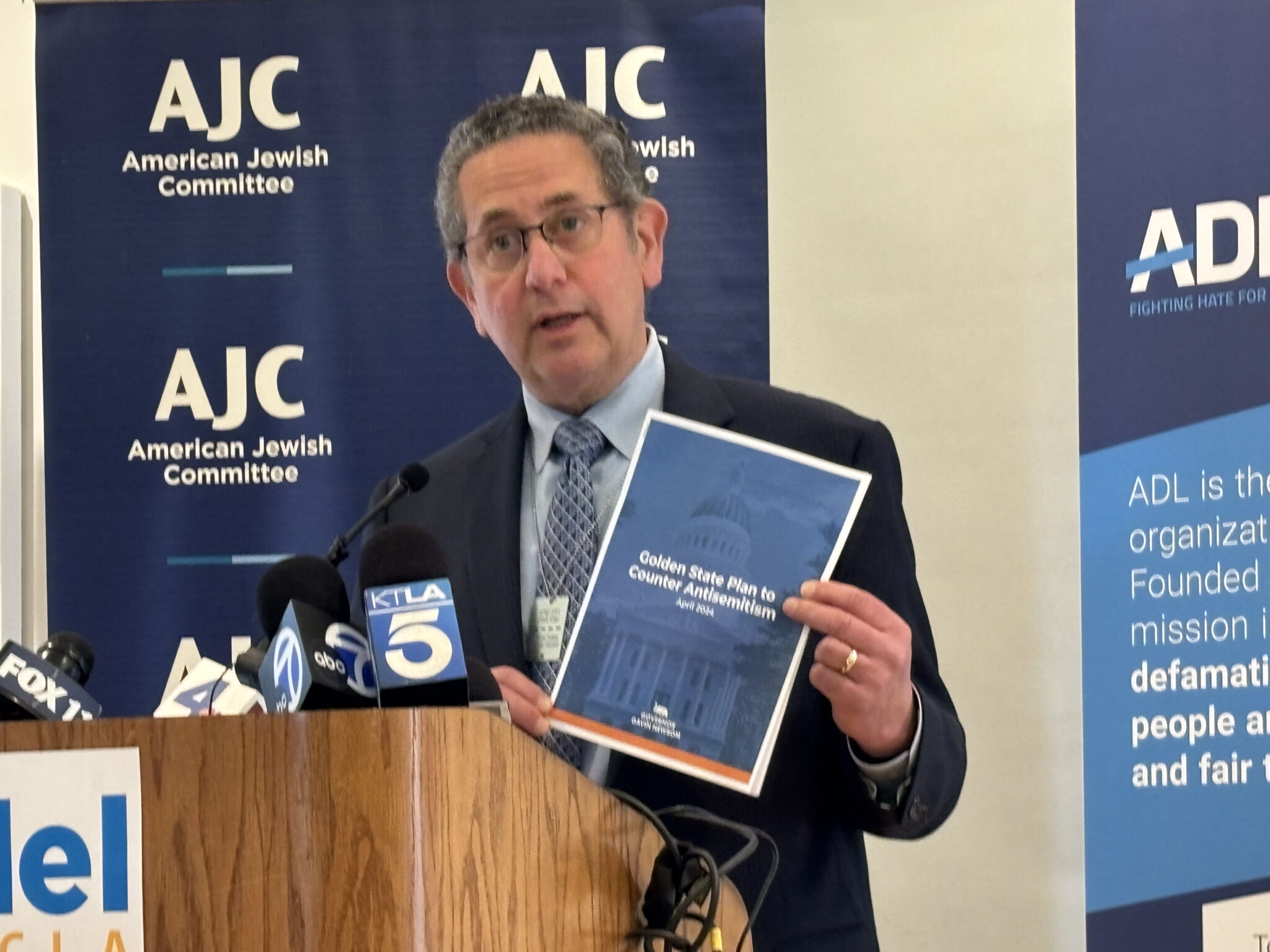 John Ondrasik, Jonah Platt Highlight AJC, ADL Press Briefing at UCLA Hillel