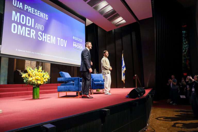 Modi Brings Out Tears and Laughter at New York Event